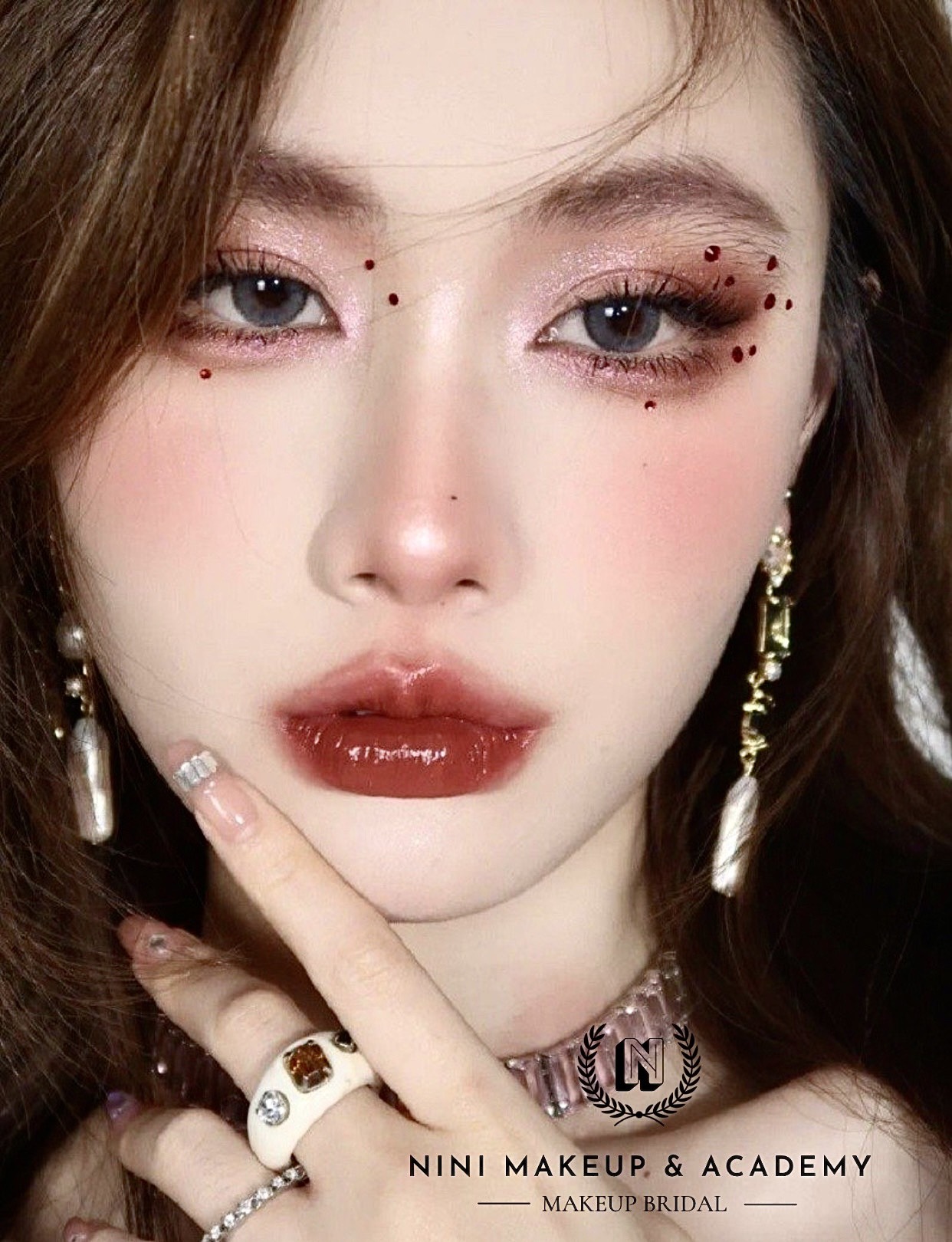 Top 5 điều cần biết khi học makeup trang điểm rút ra từ chuyên gia ...